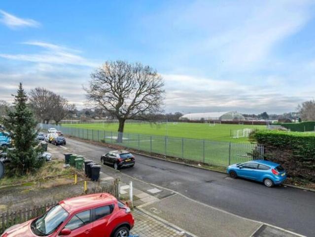 2 bedroom flat for sale in Meadowview, Catford, SE6