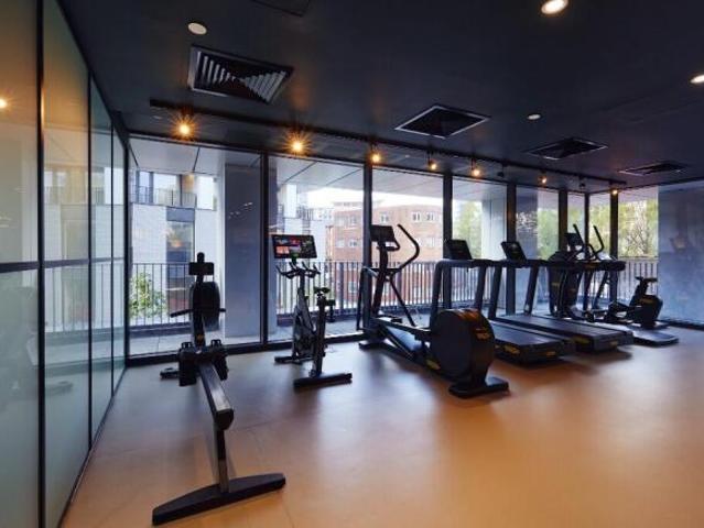 2 bedroom flat for sale in Meadowside, Aspin Lane, Manchester, Greater Manchester, M4