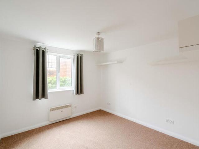2 bedroom flat for sale in Merrywood Court, Maxse Road, Bristol, BS4