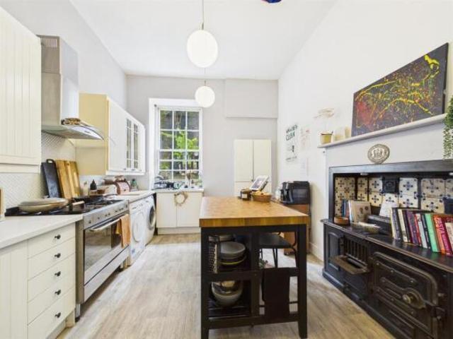 2 bedroom flat for sale in Minerva Street, Glasgow, G3