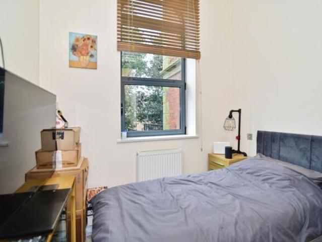 2 bedroom flat for sale in Middlewood Rise, Sheffield, South Yorkshire, S6