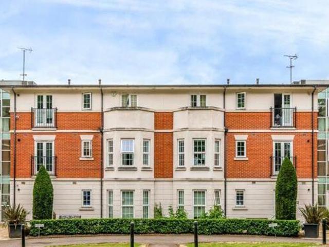 2 Bedroom Flat For Sale In Middlesex