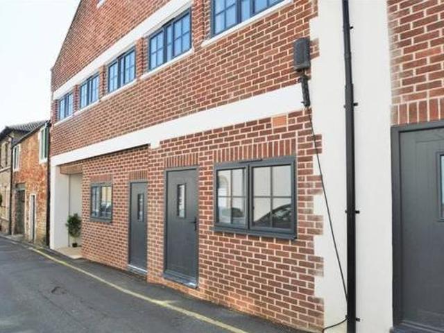 2 bedroom flat for sale in Midsomer Mews Midsomer Norton BA3
