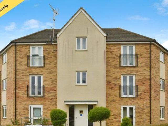 2 Bedroom Flat For Sale In Milton keynes, Milton Keynes