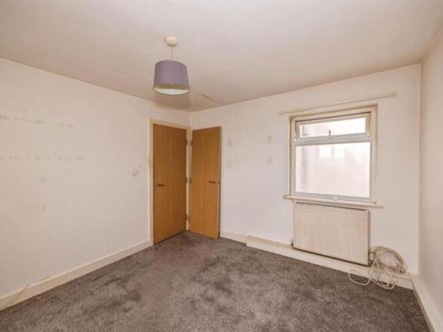 2 bedroom flat for sale in Milton Road, Southsea, PO4