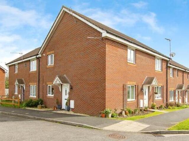 2 Bedroom Flat For Sale In Milborne Port