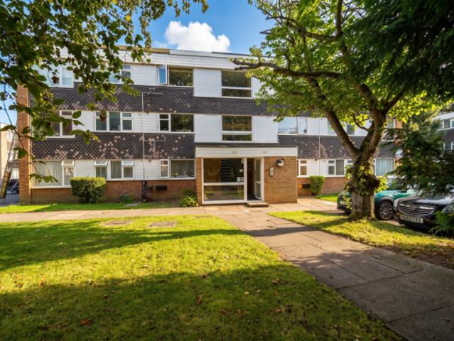 2 bedroom flat for sale in Milcote Road, Solihull, B91
