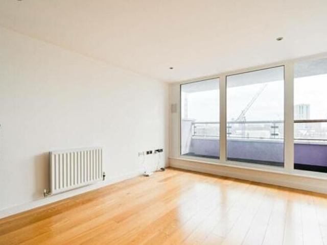 2 Bedroom Flat For Sale In Mile End, London