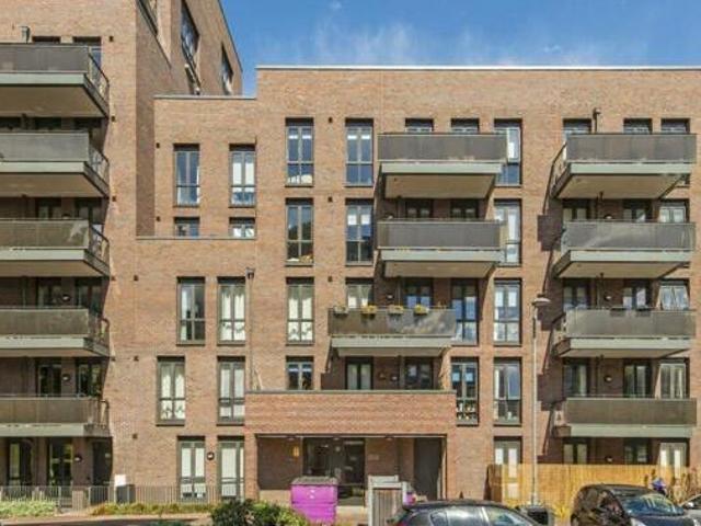 2 Bedroom Flat For Sale In Mile End, London