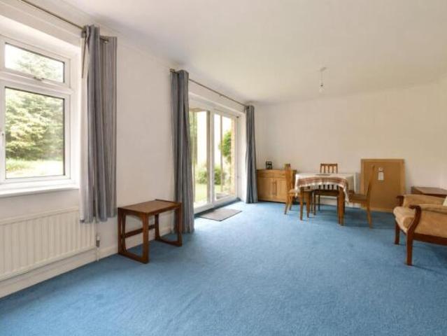 2 bedroom flat for sale in Miles Way, Birchington, Kent, CT7