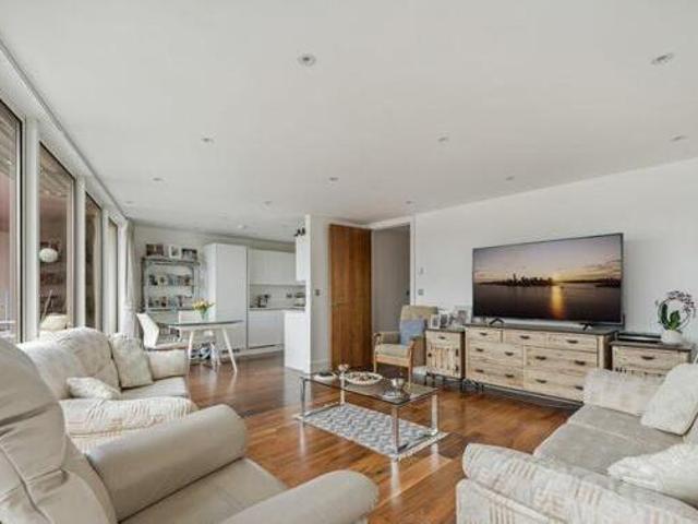 2 Bedroom Flat For Sale In Mill Hill