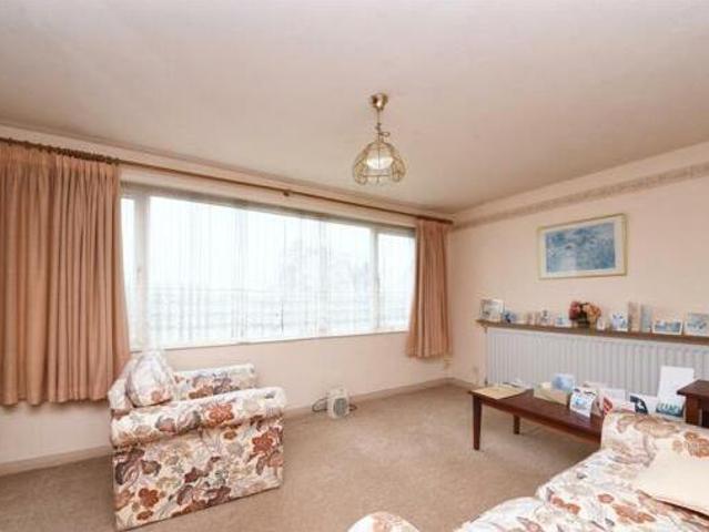 2 Bedroom Flat For Sale In Mill Hill