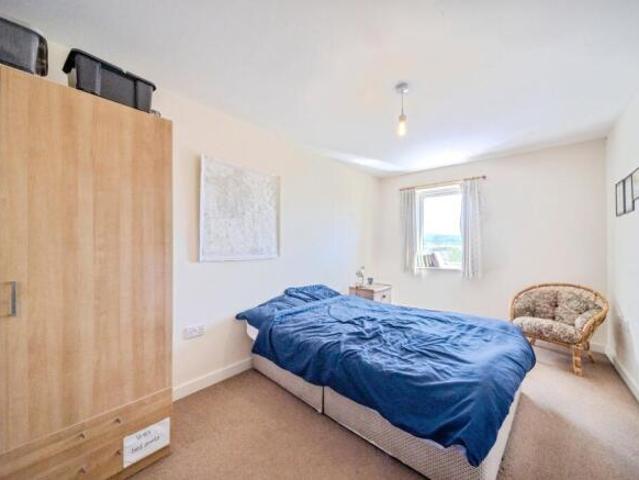 2 bedroom flat for sale in Millward Drive, Bletchley, Milton Keynes, Buckinghamshire, MK2