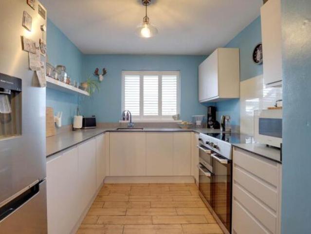 2 bedroom flat for sale in Monkley Court, Caversham, RG4