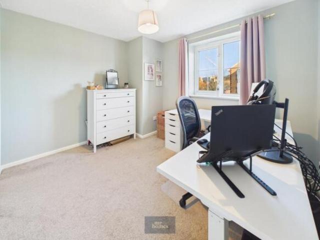2 bedroom flat for sale in Morel Court, Cardiff, CF11