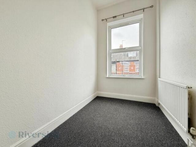 2 bedroom flat for sale in Morpeth Street, Kingston Upon Hull, HU3