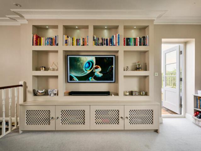 2 bedroom flat for sale in Mount Ararat Road, Richmond, TW10