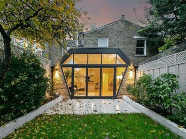 2 Bedroom Flat For Sale In Munster Village