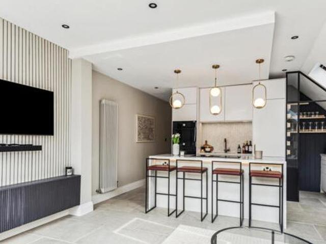 2 Bedroom Flat For Sale In Munster Village