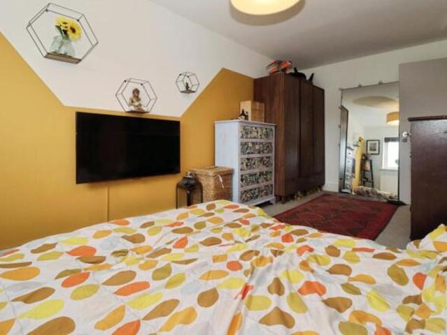 2 bedroom flat for sale in Netham Road, BRISTOL, Avon, BS5