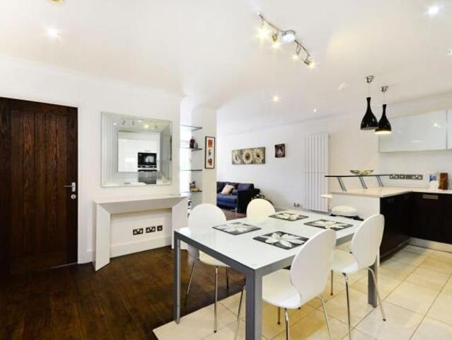 2 bedroom flat for sale in Newton Street, Covent Garden, London, WC2B