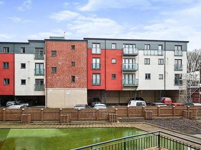 2 Bedroom Flat For Sale In New Coventry Road, Birmingham