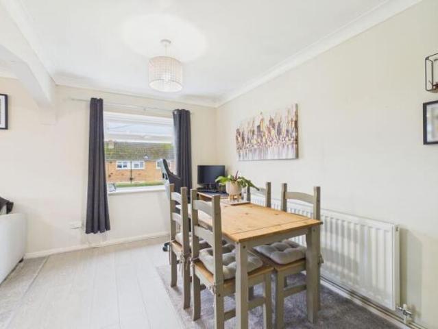 2 bedroom flat for sale in Newhall Road, Chester, CH2