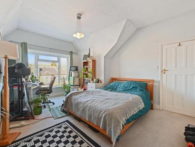 2 bedroom flat for sale in Newlands Park, London, SE26