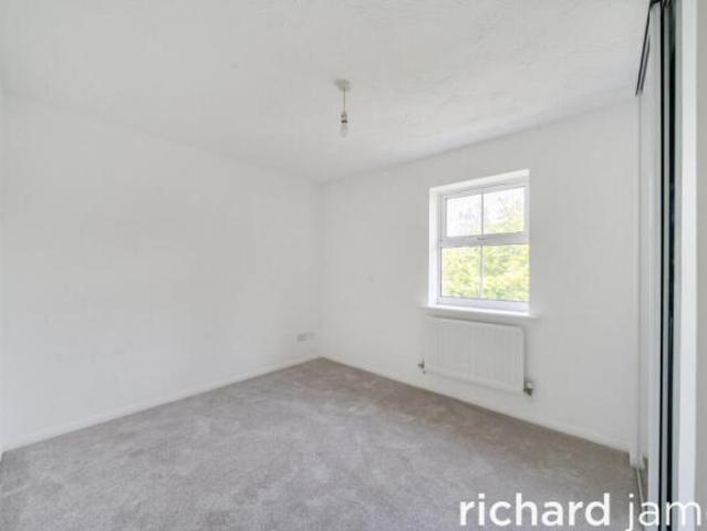 2 bedroom flat for sale in Nightwood Copse, Peatmoor, Swindon, SN5