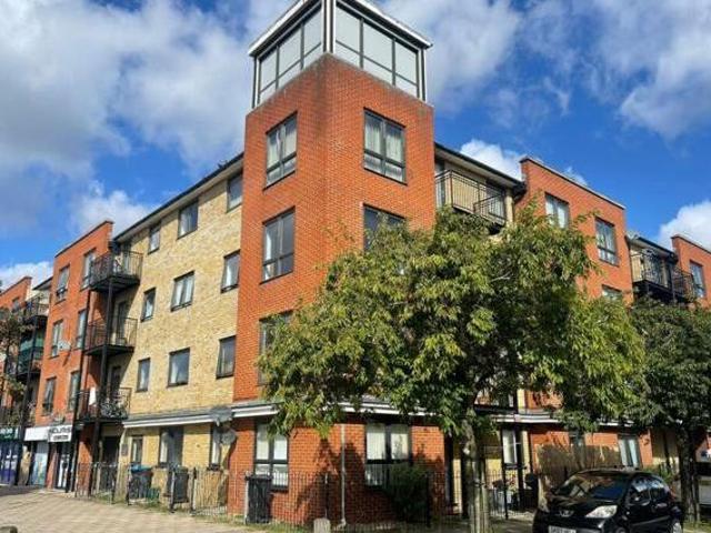 2 Bedroom Flat For Sale In North Wembley
