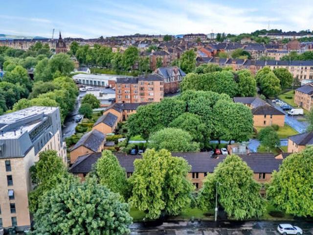 2 bedroom flat for sale in North Woodside Road, Kelvinbridge, G20