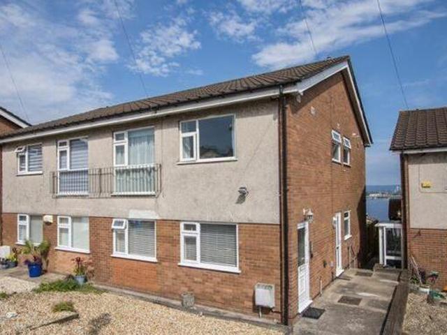 2 Bedroom Flat For Sale In Northcliffe Drive