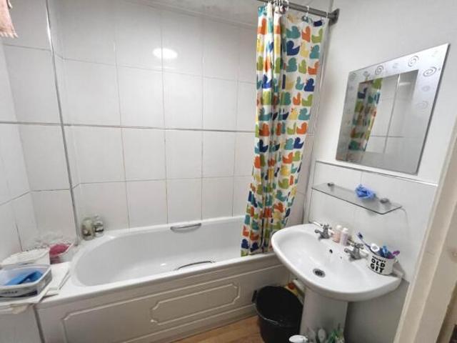 2 bedroom flat for sale in Northcote Road * Modern Living in a Gated Central Hub*, BH1