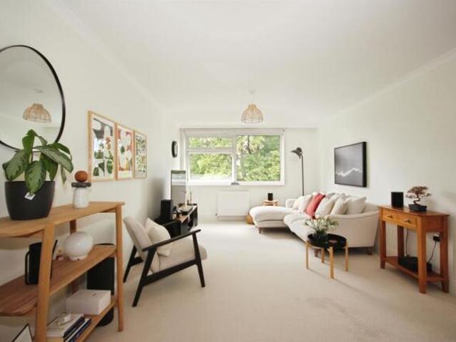 2 bedroom flat for sale in Northumberland Road, Leamington Spa, CV32