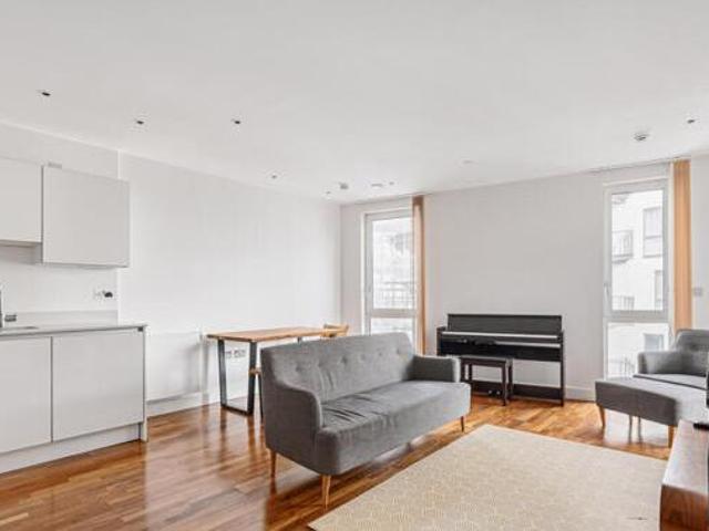 2 Bedroom Flat For Sale In Norman Road