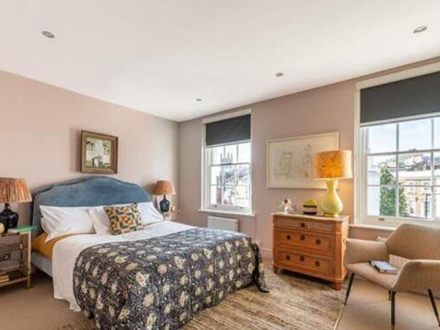 2 Bedroom Flat For Sale In Notting Hill, London