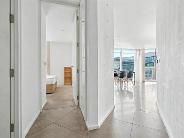 2 bedroom flat for sale in Nottingham One, Canal Street, Nottingham, NG1