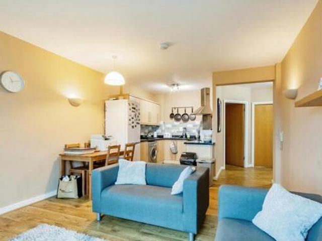 2 Bedroom Flat For Sale In Nottingham