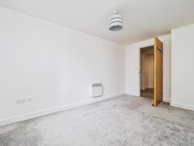 2 bedroom flat for sale in Ockbrook Drive Mapperley, Nottingham, NG3