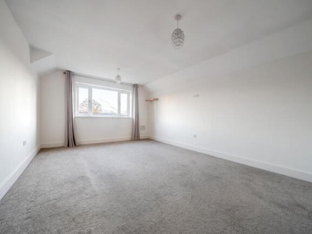 2 bedroom flat for sale in Oakley Road, Regents Park, Southampton, Hampshire, SO16