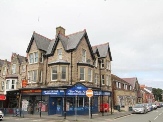 2 Bedroom Flat For Sale In Old Colwyn
