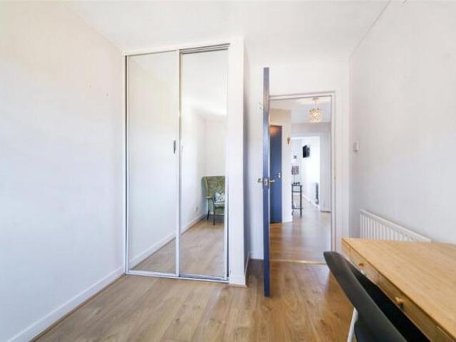 2 bedroom flat for sale in Old Castle Road, Cathcart, Glasgow, G44