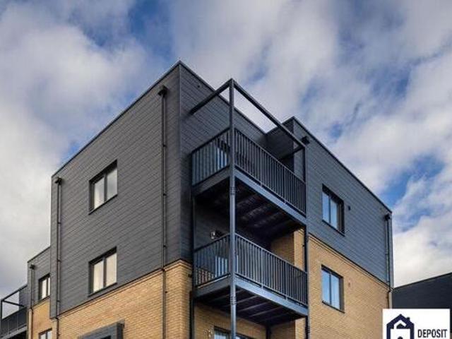 2 Bedroom Flat For Sale In Old Rectory Drive, Hatfield