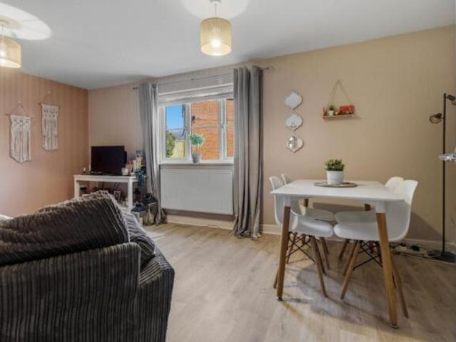 2 bedroom flat for sale in Ombersley Road, Meadow Sweet House, WR3