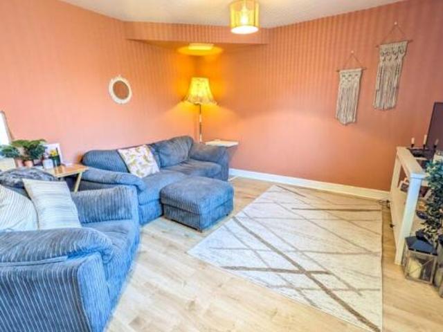 2 bedroom flat for sale in Ombersley Road, Meadow Sweet House, WR3