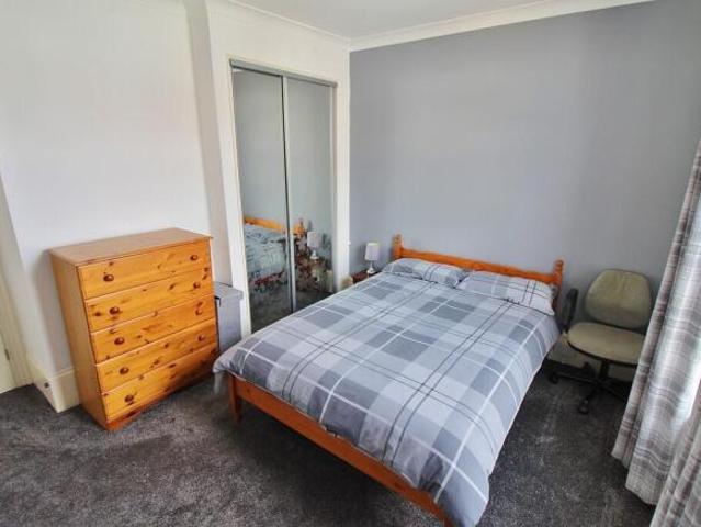 2 bedroom flat for sale in Oriel Road, North End, PO2