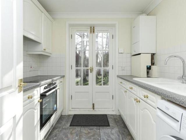 2 bedroom flat for sale in Orient Place, Canterbury, Kent, CT2