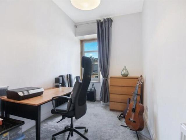 2 bedroom flat for sale in Otago Street, Glasgow, City, G12