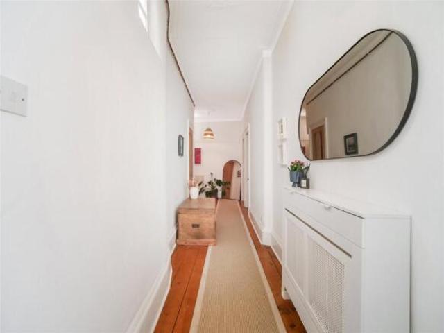 2 bedroom flat for sale in Otago Street, Hillhead, Glasgow, G12