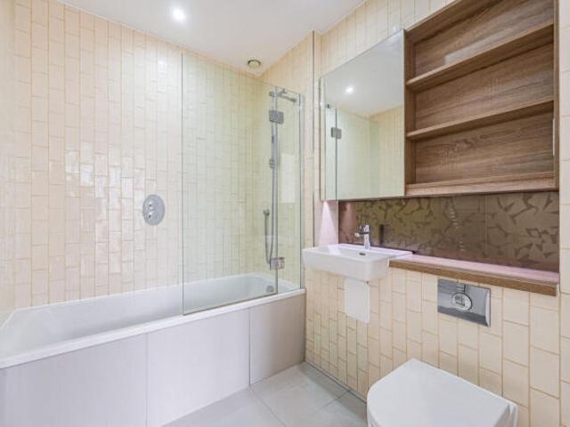 2 bedroom flat for sale in Ottley Drive, Kidbrooke, London, SE3